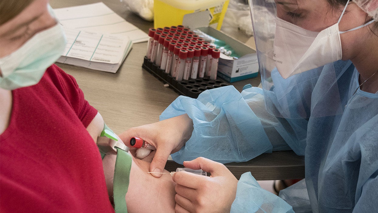 Covid-19 : que valent les tests sérologiques pour connaître son ...