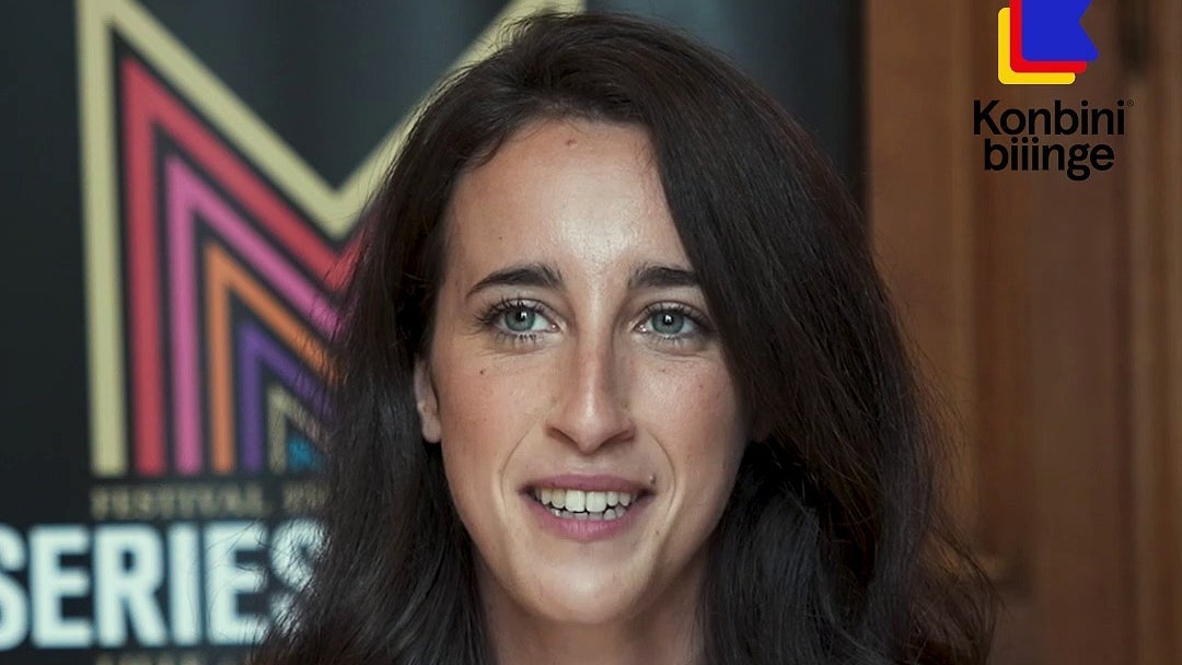 Sous Le Soleil Pitché Par Agnès Hurstel