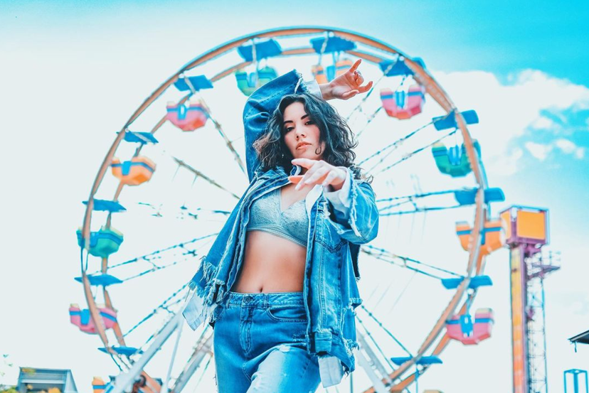 Rencontre avec Andrea Pedrero, “la Sirène” d’Inoxtag, artiste devenue ...