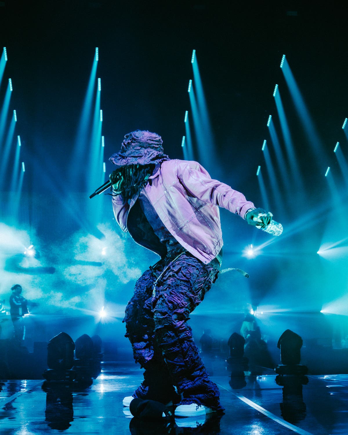 On était au concert de Gazo à l’Accor Arena (et on a immortalisé ce ...