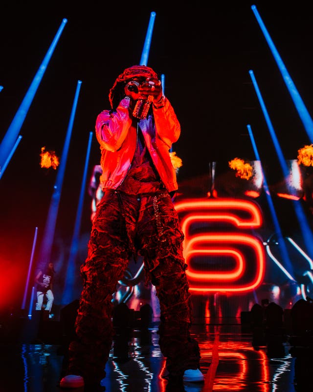 On était au concert de Gazo à l’Accor Arena (et on a immortalisé ce ...