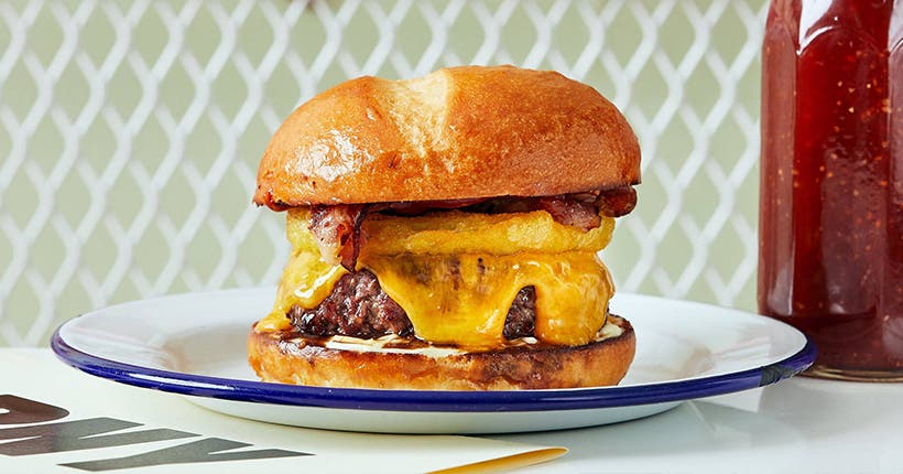 Dumbo, notre spot à burgers préféré, ouvre une nouvelle adresse à Paris