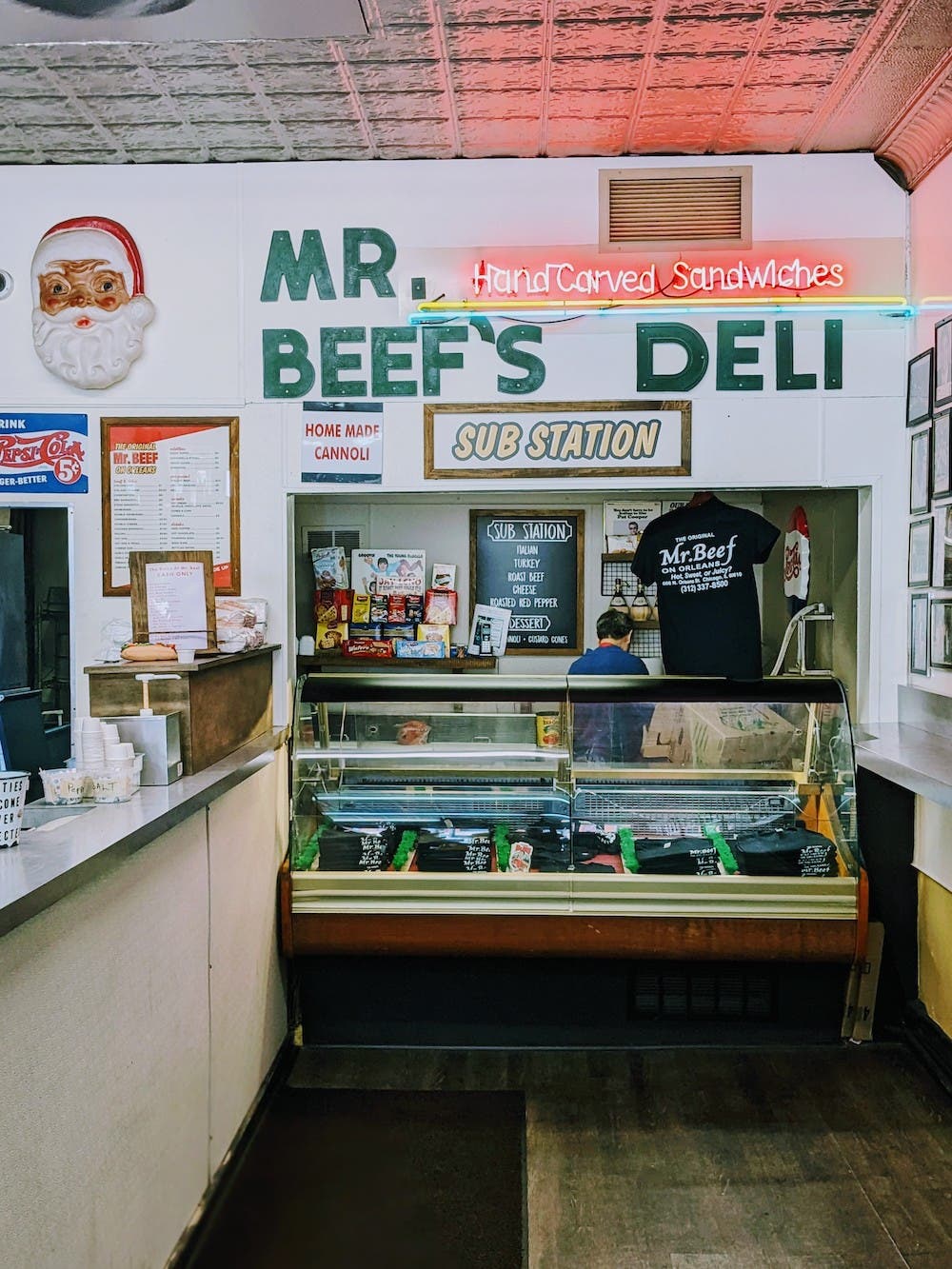 On a testé Mr Beef, le (vrai) restaurant qui a inspiré la série The ...