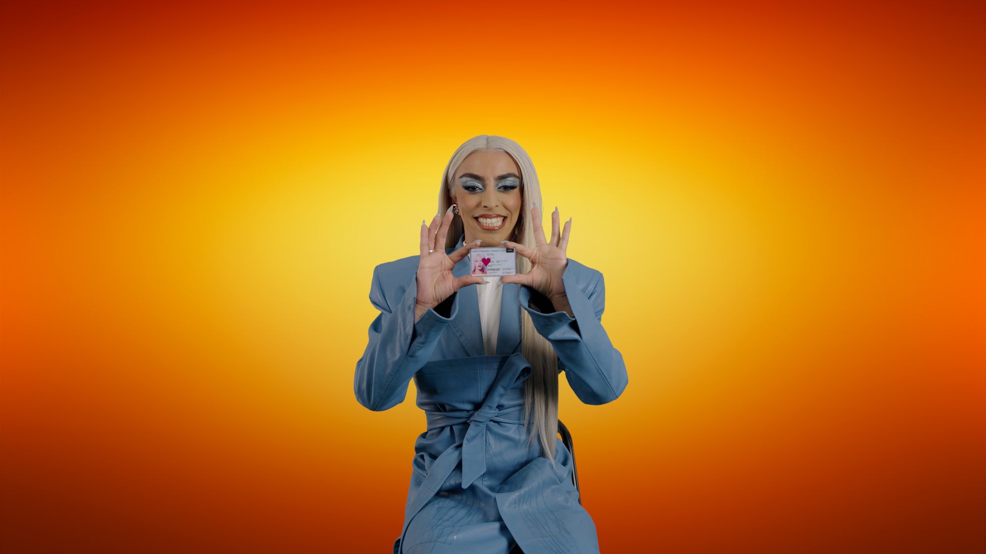 Le rôle du maquillage sur l’identité de Bilal Hassani