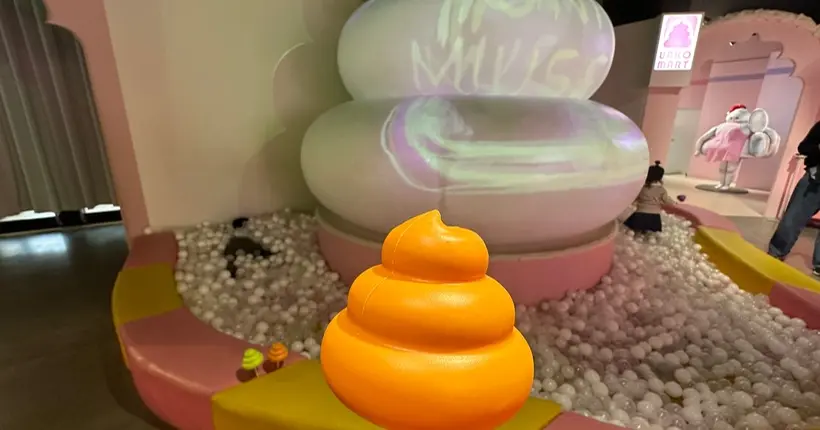 Au Japon, j’ai fait semblant de faire caca pour rentrer dans le musée ...