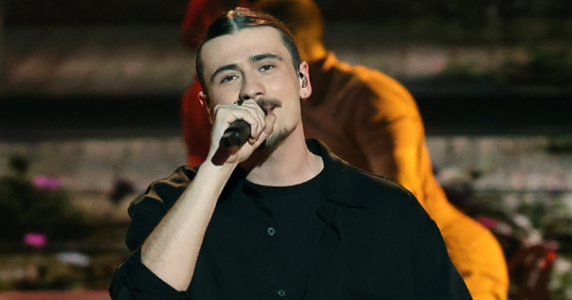 « 2 millions de streams en 24 heures » : Pierre Garnier bat tous les ...