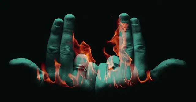 Jul demande à ses fans de ne pas reproduire la trend dangereuse de son ...