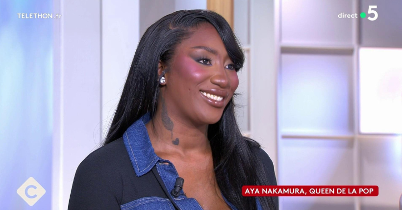 Aya Nakamura en concert à Paris La Défense Arena pour le gala des Pièces jaunes