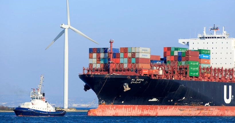 On vous raconte l’histoire du logo Parental Advisory Explicit Lyrics qu ...