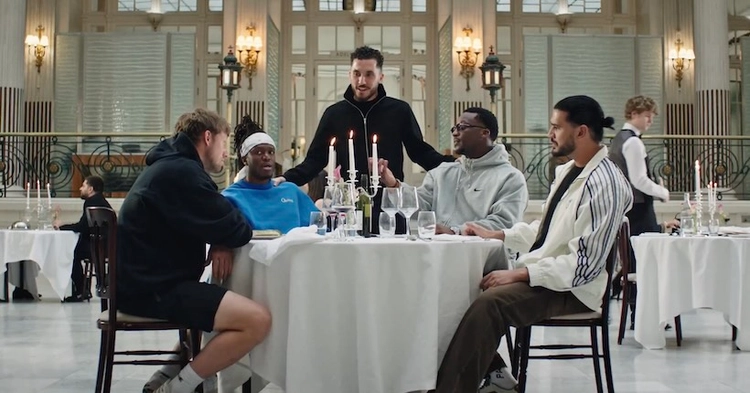 Onze ans après, Cortex et Cyprien se sont retrouvés dans une séquence ...